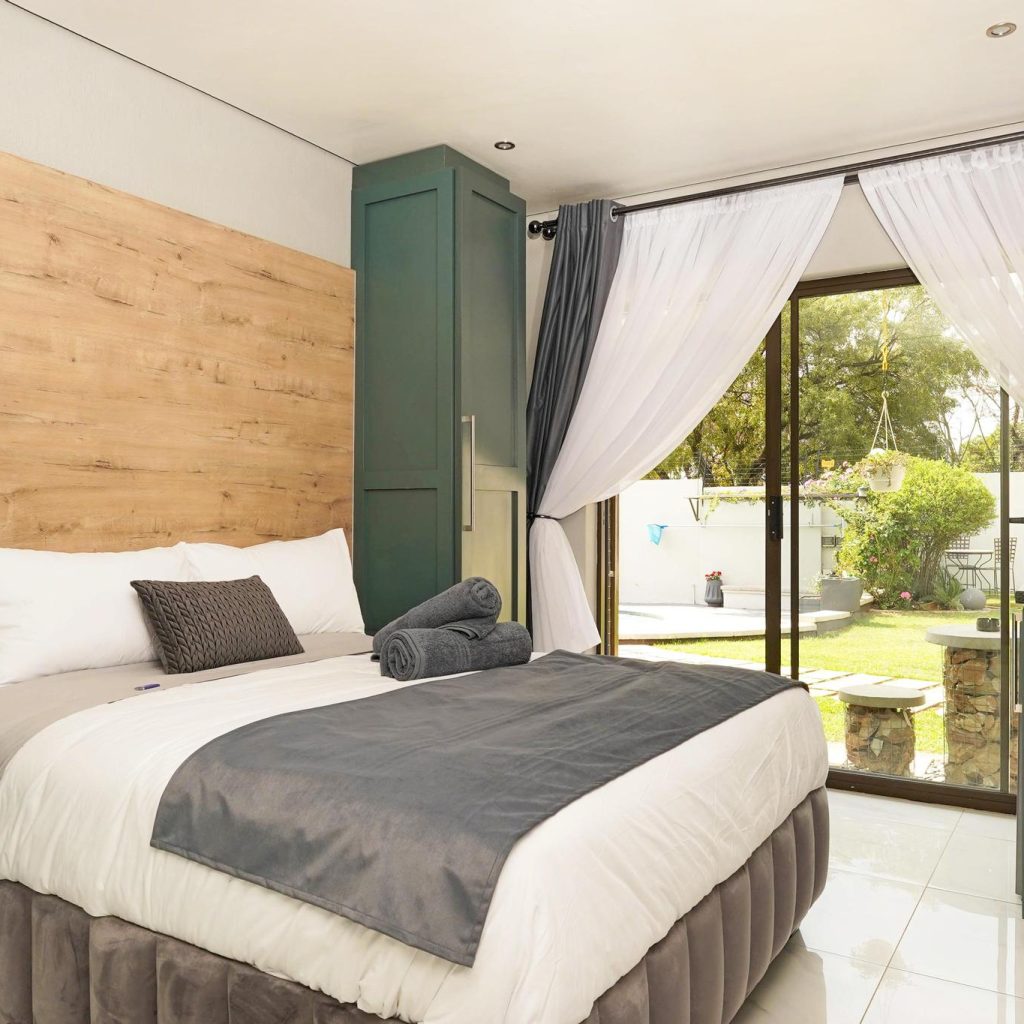 Home - AvA Guest house, Quellerina, Randburg